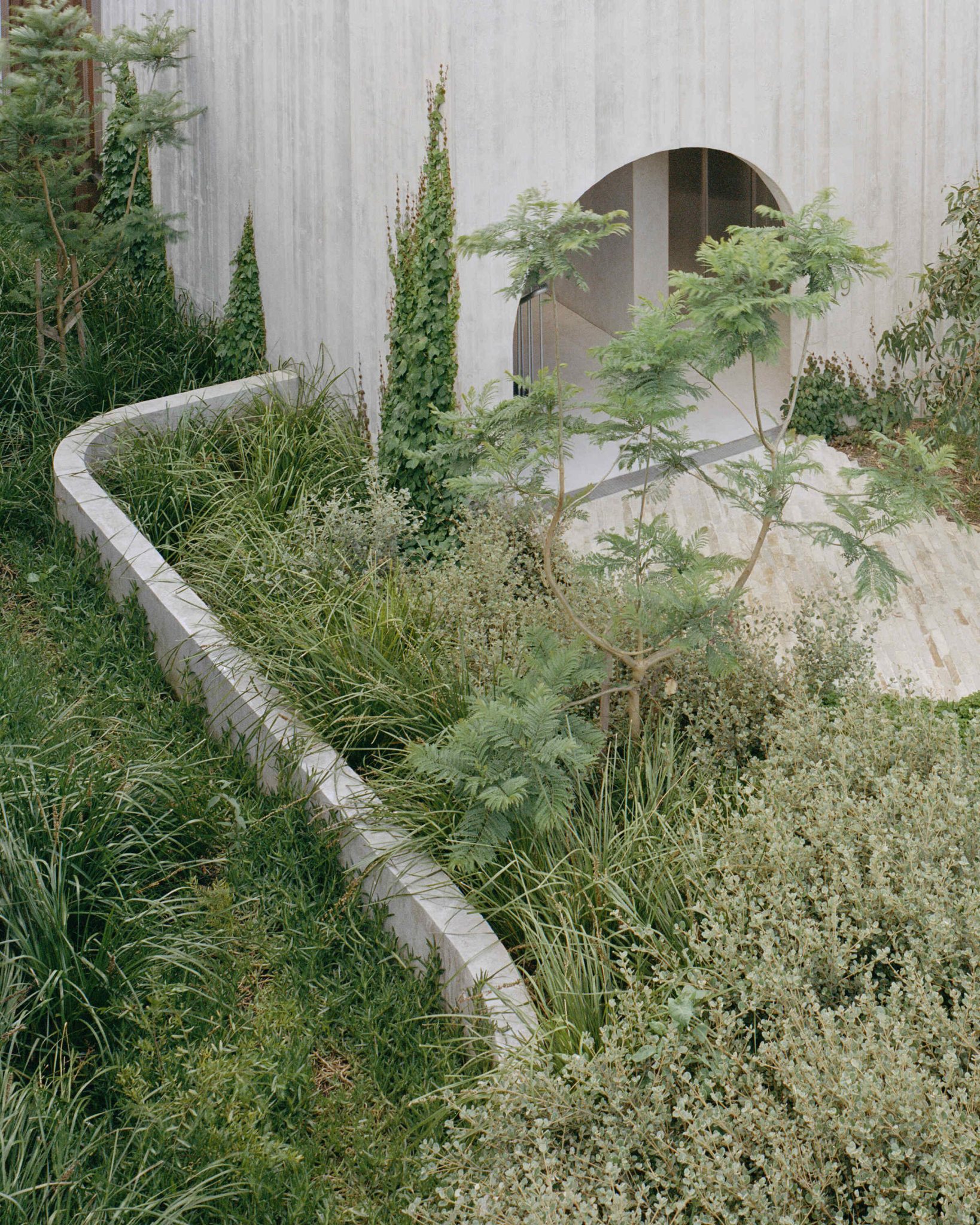 Fenwick's discreet architecture by Edition Office