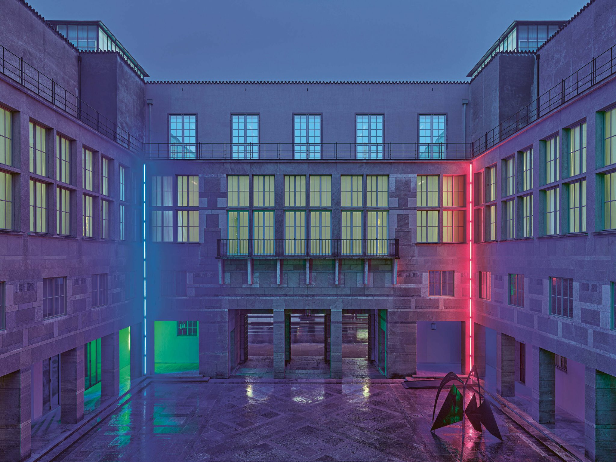 Mostra: DAN FLAVIN, SPAZIO SOTTO ALTA TENSIONE