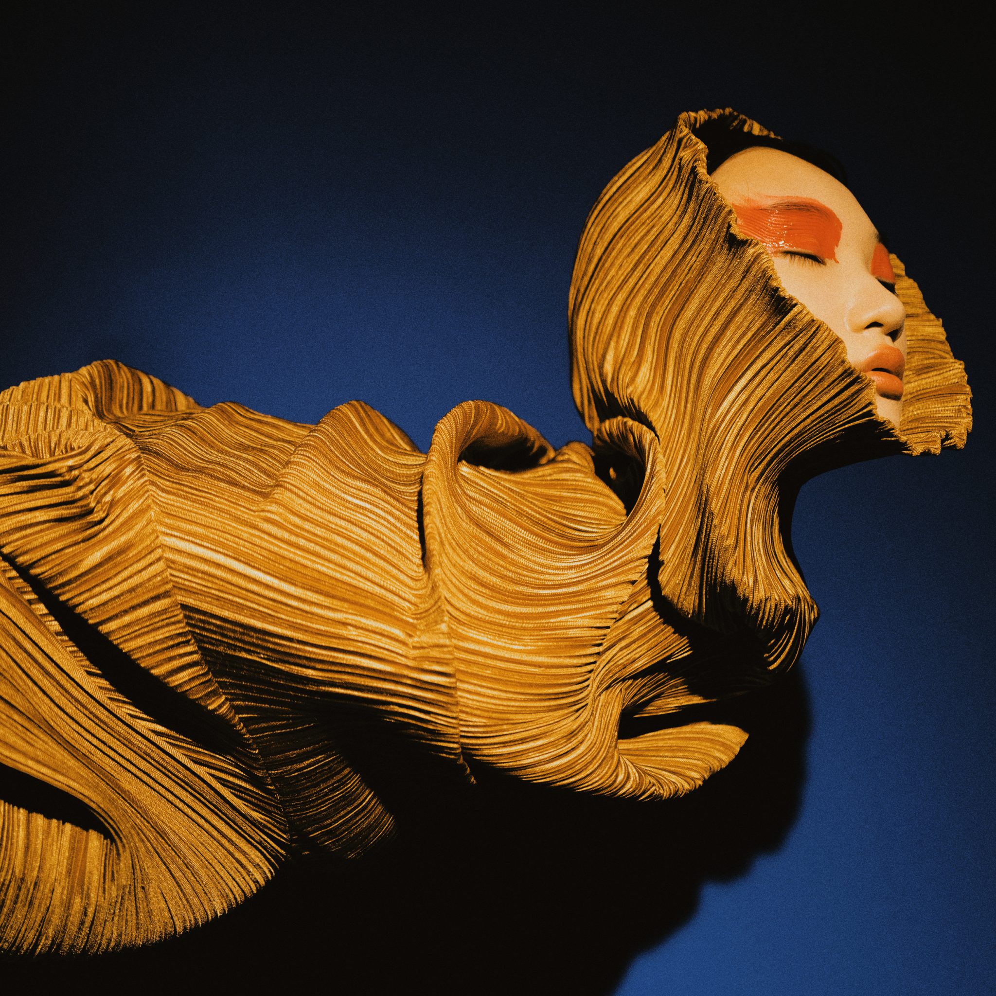 In the other worlds of Zhong Lin